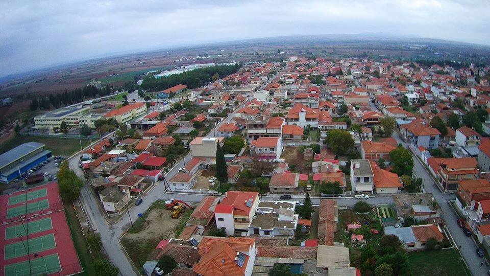 ΚΟΥΦΑΛΙΑ : Εντυπωσιακό ΒΙΝΤΕΟ με βουλωμένο φρεάτιο στα Κουφάλια ...